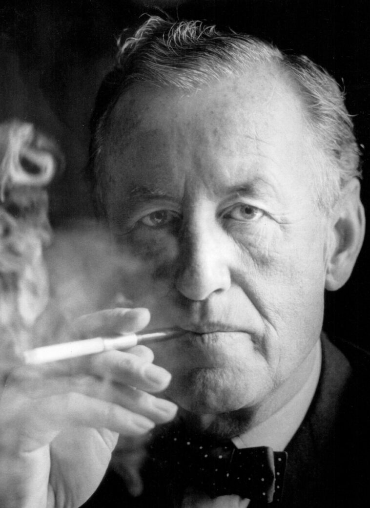 BOND. IAN BOND - Barmagazine